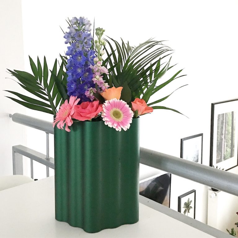 Interior | Flower Power Vitra Blumenvase Nuage - sophiagaleria