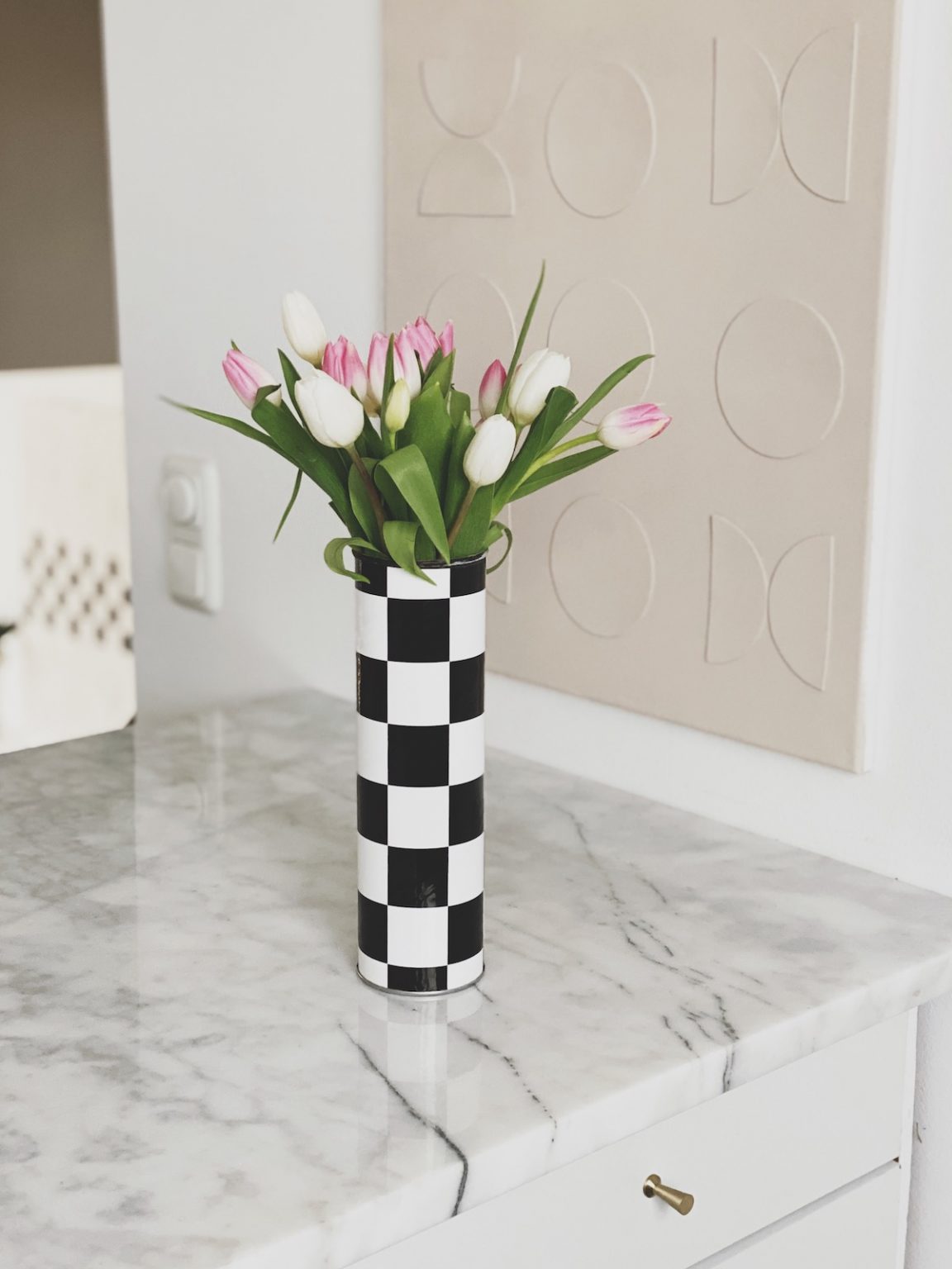 Upcycling - Checkerboard Vase - sophiagaleria